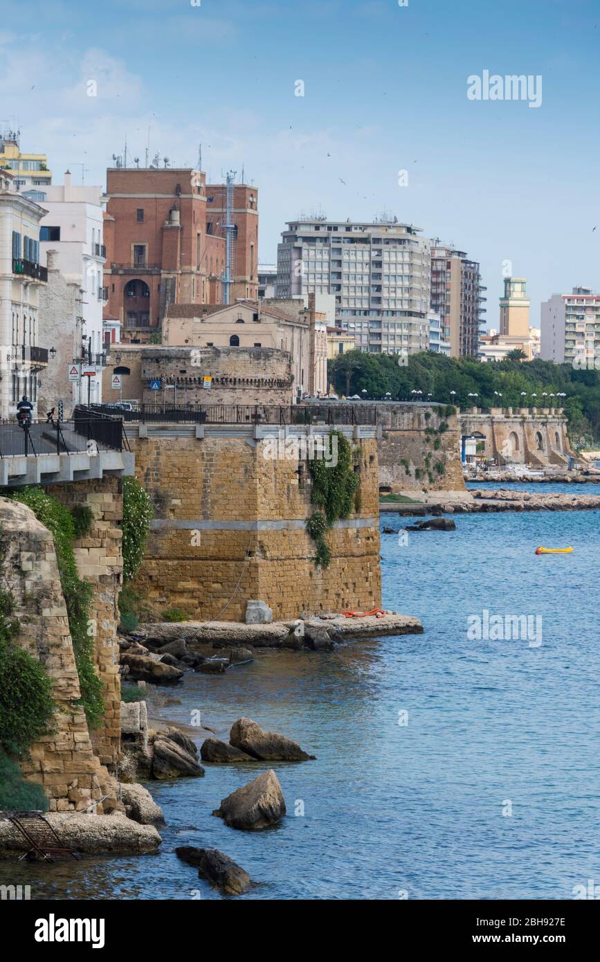The Old Town Of Taranto High Resolution Stock Photography and Images ...