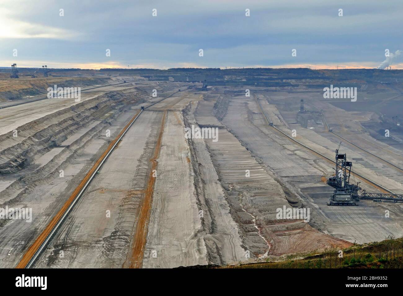 Open pit mine Hambach, Rhenish brown coal field, North Rhine-Westphalia ...