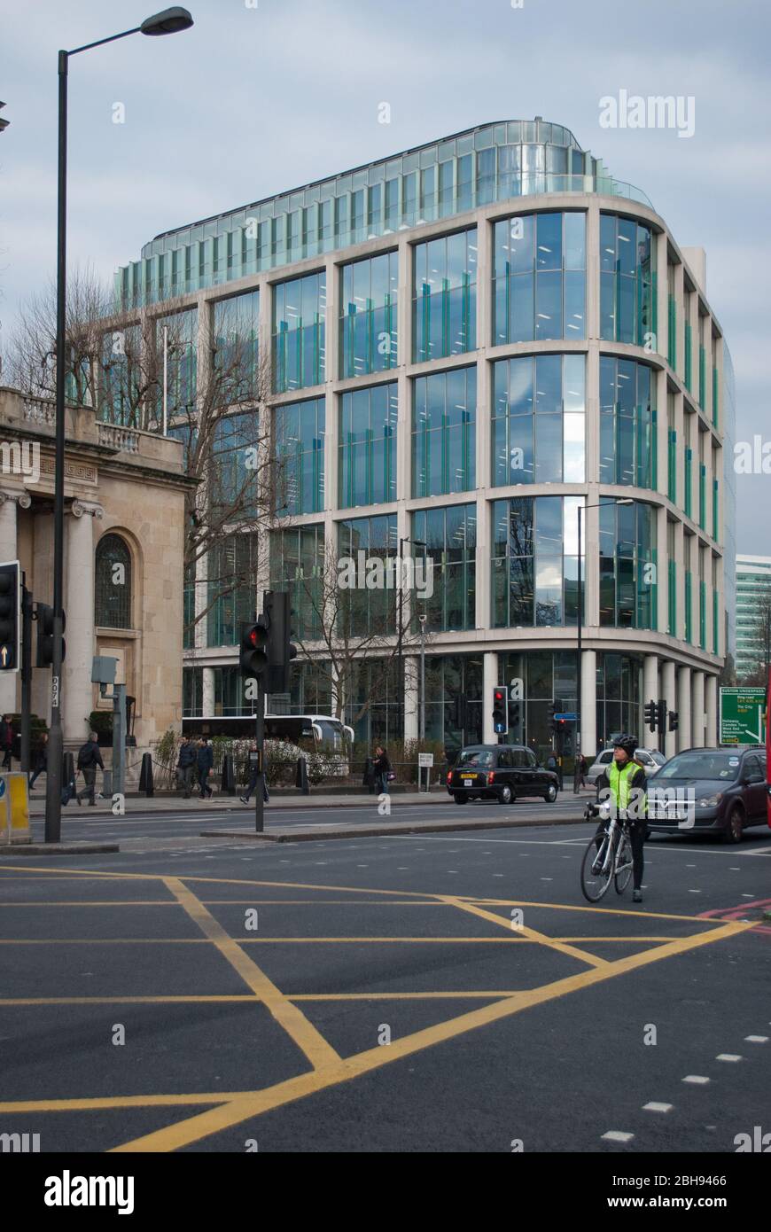 Triton square hi-res stock photography and images - Alamy