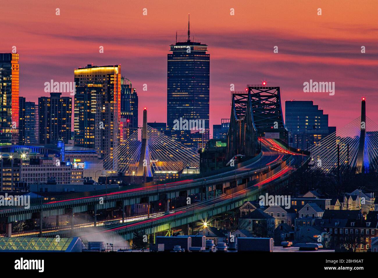 Skyline light and sky hi-res stock photography and images - Alamy