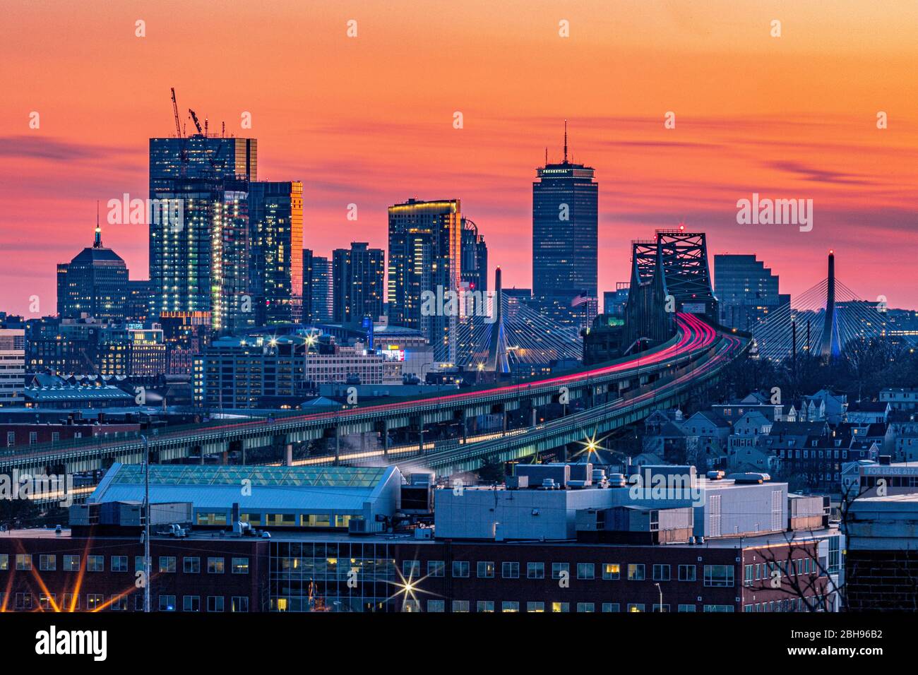 Classic skyline hi-res stock photography and images - Alamy