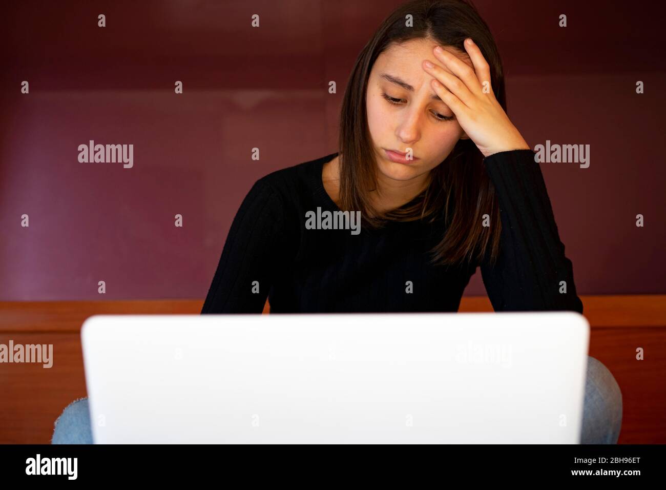 Old woman headache using hi-res stock photography and images - Alamy
