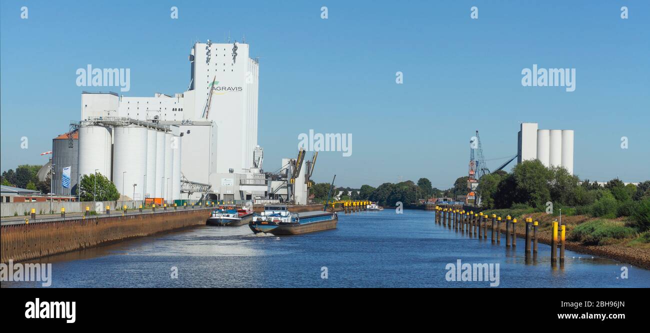 Oldenburg inland harbor at Hunte with ships and silos, Oldenburg, Lower ...