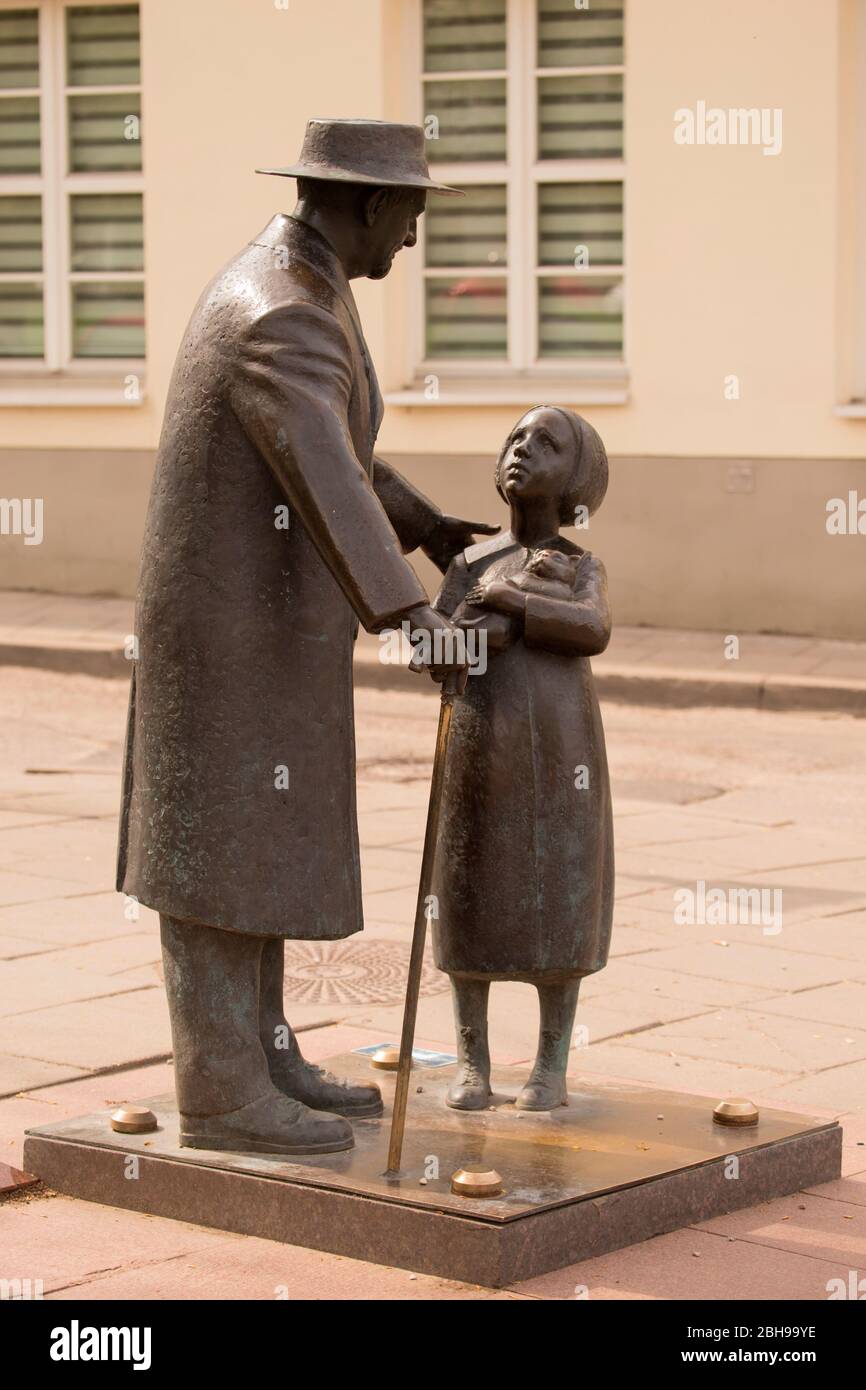 Monument to Zemach Shabad, Vilnius, Lithuania Stock Photo - Alamy