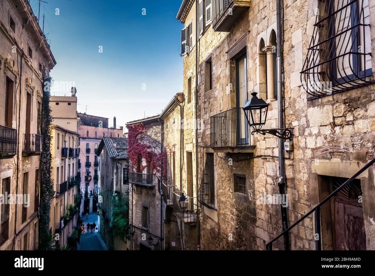Barri vell girona hi-res stock photography and images - Alamy