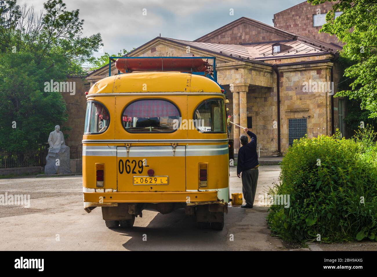 Armenia, Vanadzor, Soviet-era bus powered by natural gas, no releases ...