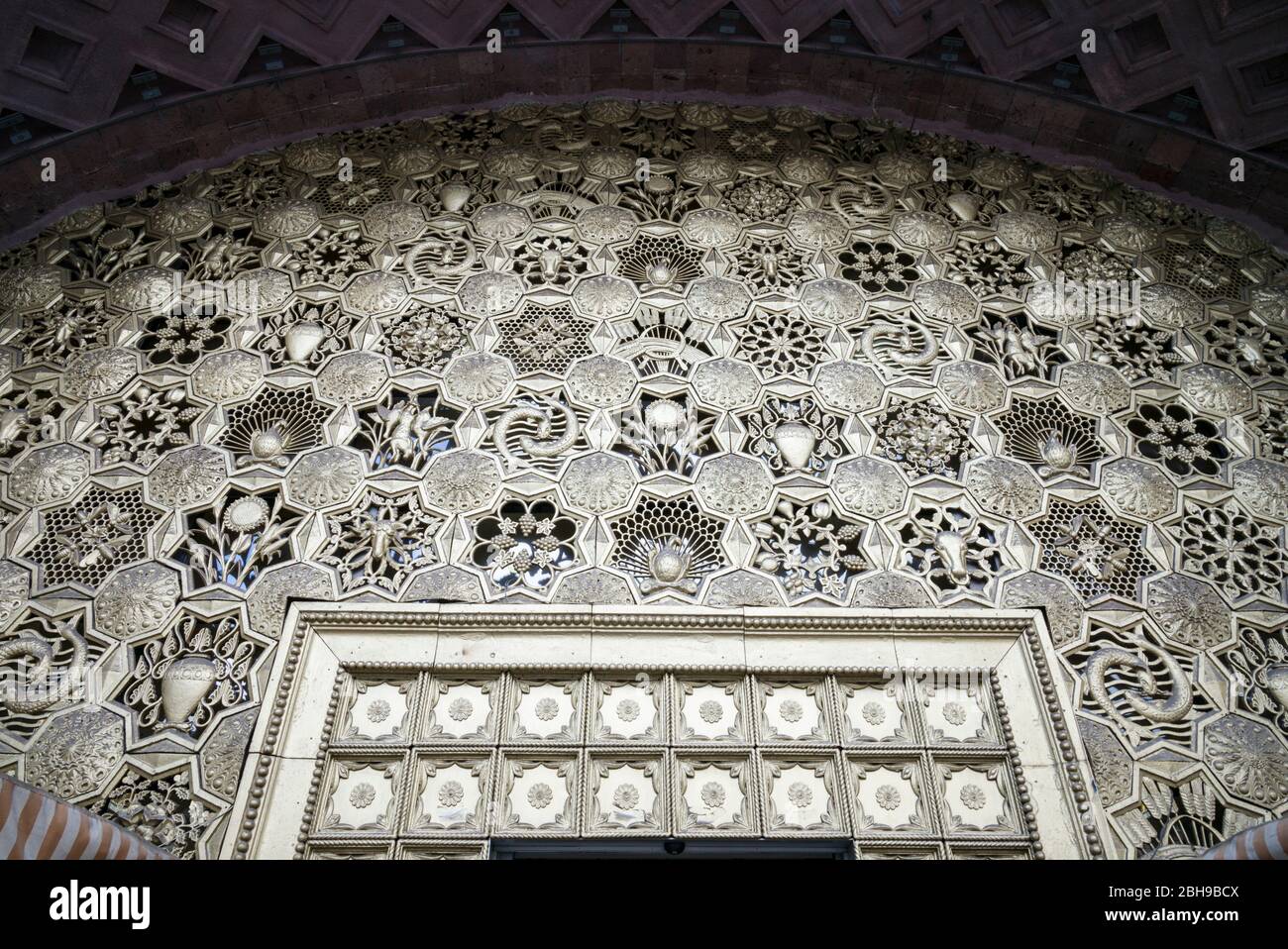 Armenia, Yerevan, Pak Shuka Shopping Center, interior Stock Photo - Alamy