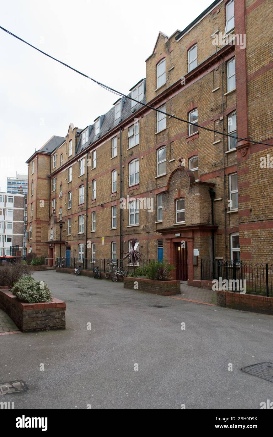 Victorian Mansion Block Architecture Flats Apartments Cranwood Street ...
