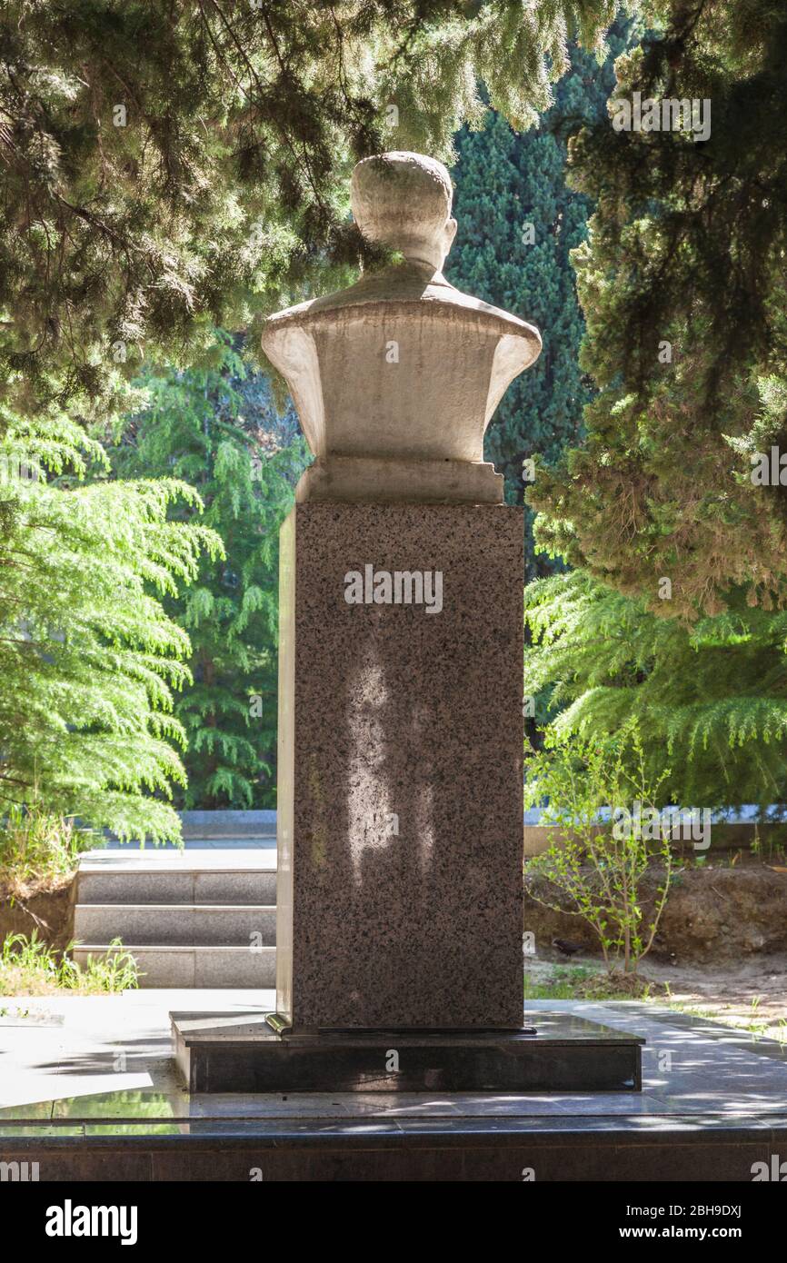 Azerbaijan, Baku, Fexri Xiyaban, Alley of Honor, cemetery of Azeri ...