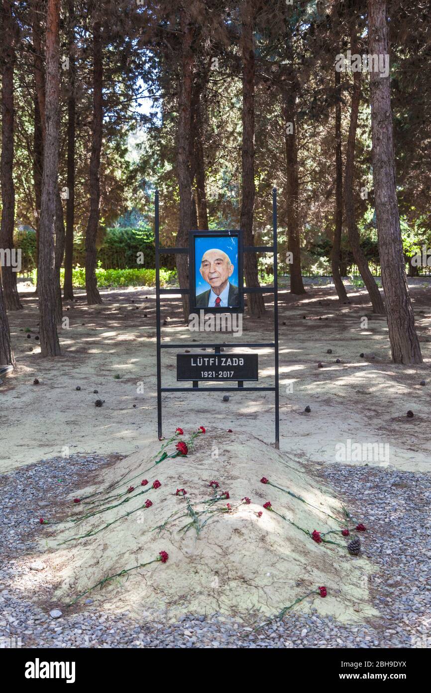 Azerbaijan, Baku, Fexri Xiyaban, Alley of Honor, cemetery of Azeri ...