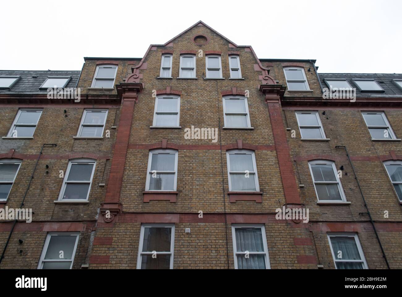 Victorian Mansion Block Architecture Flats Apartments Cranwood Street ...