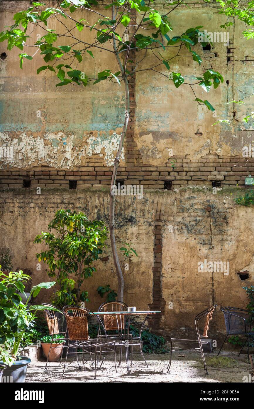 Tbilisi cafe hi-res stock photography and images - Alamy