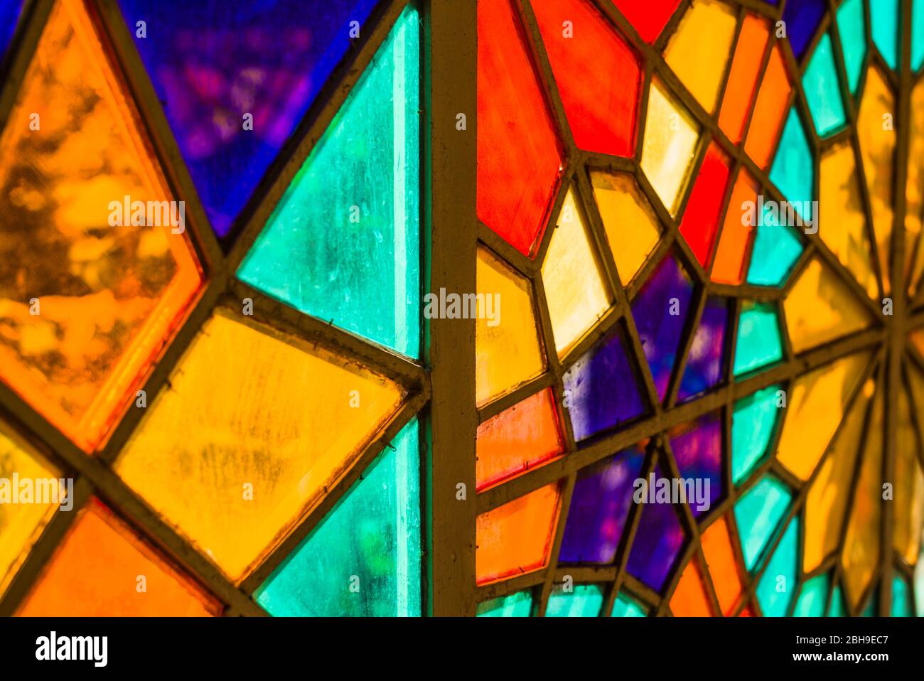 Traditional georgian building with stained glass staircase hi-res stock ...