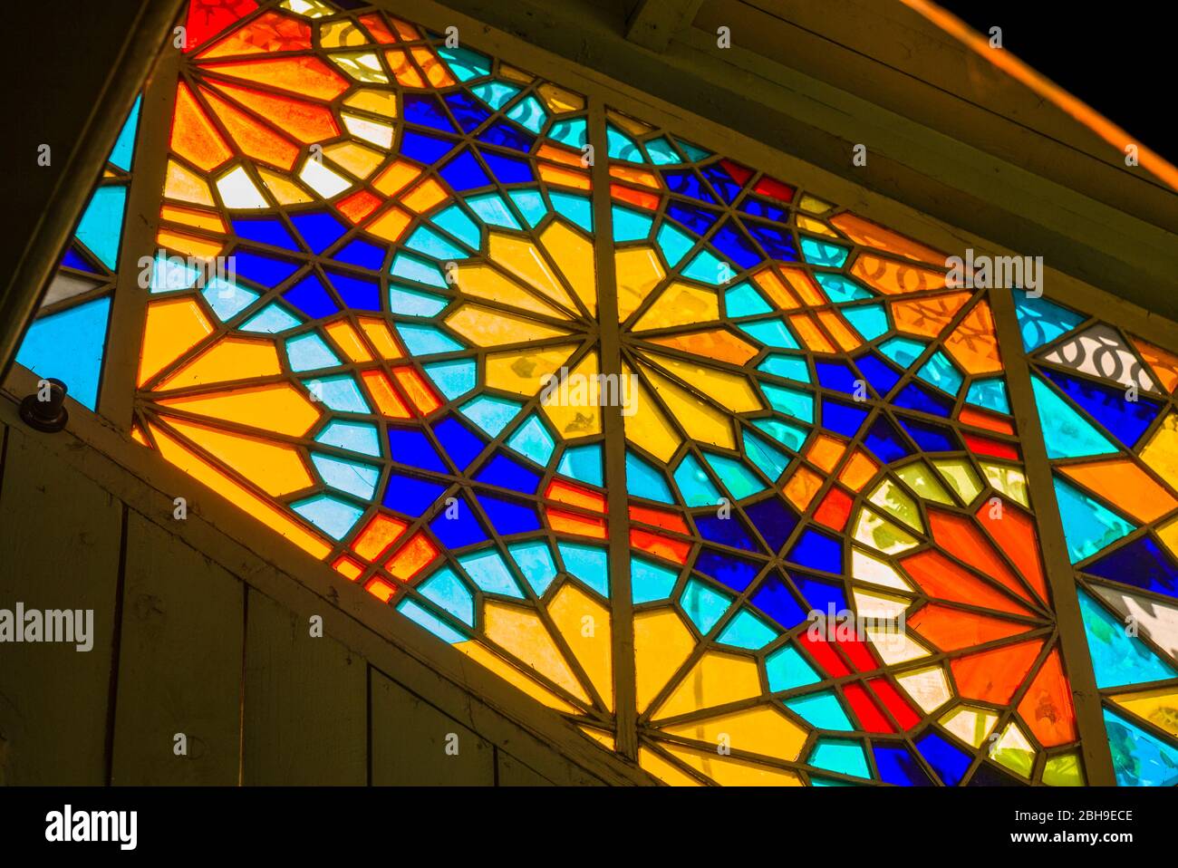 Traditional georgian building with stained glass staircase hi-res stock ...
