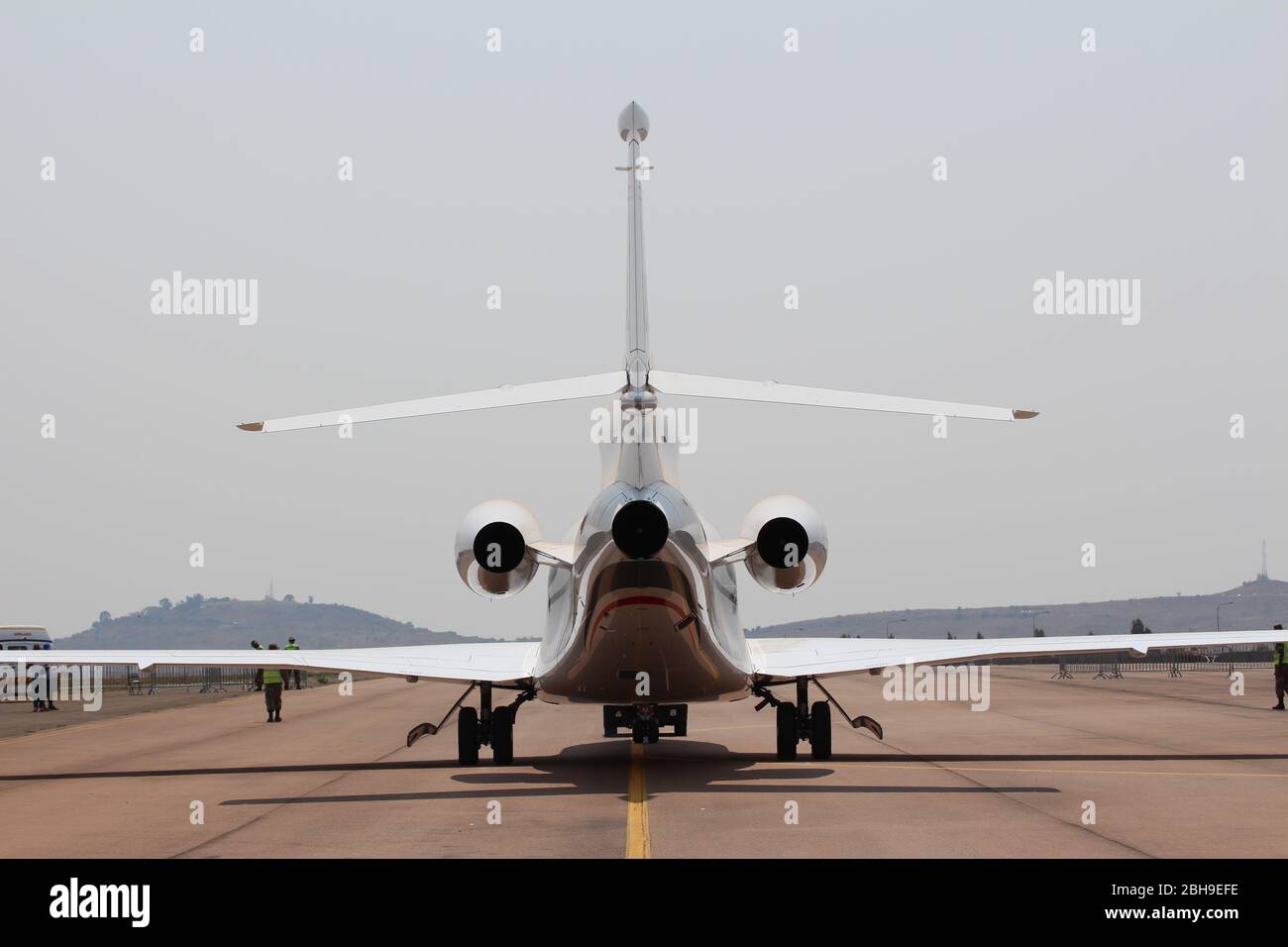 Dassault Falcon 8X rear view Stock Photo - Alamy