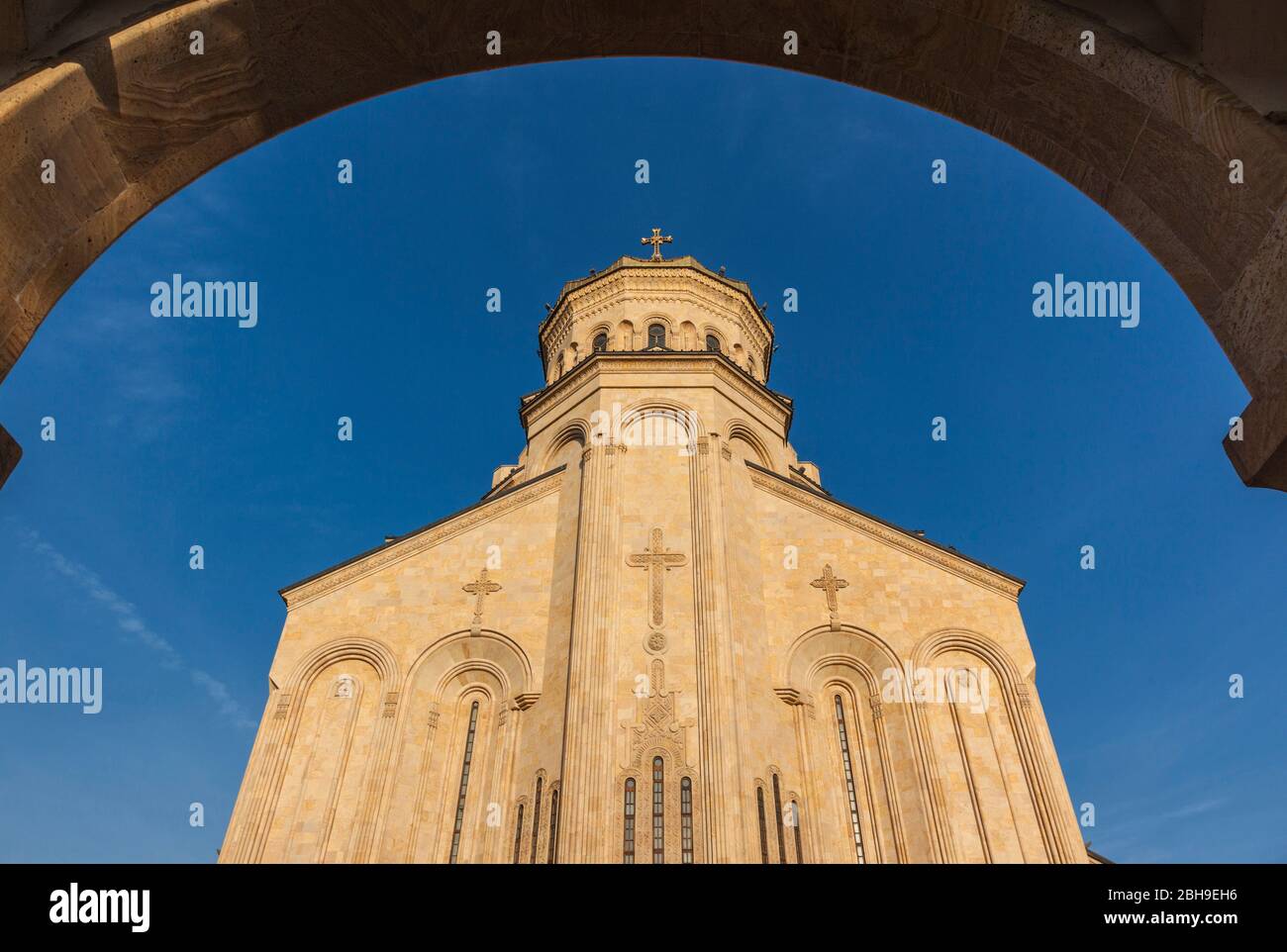 Georgia, Tbilisi, Tsminda Sameba Cathedral, exterior Stock Photo - Alamy