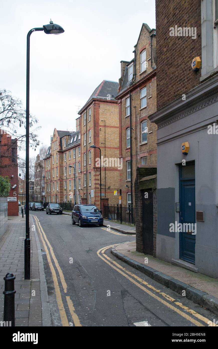 Victorian mansion block hi-res stock photography and images - Alamy