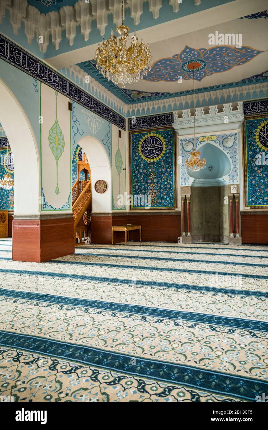 Georgia, Tbilisi, Old Town, Muslim Quarter, Tbilisi Mosque, interior ...
