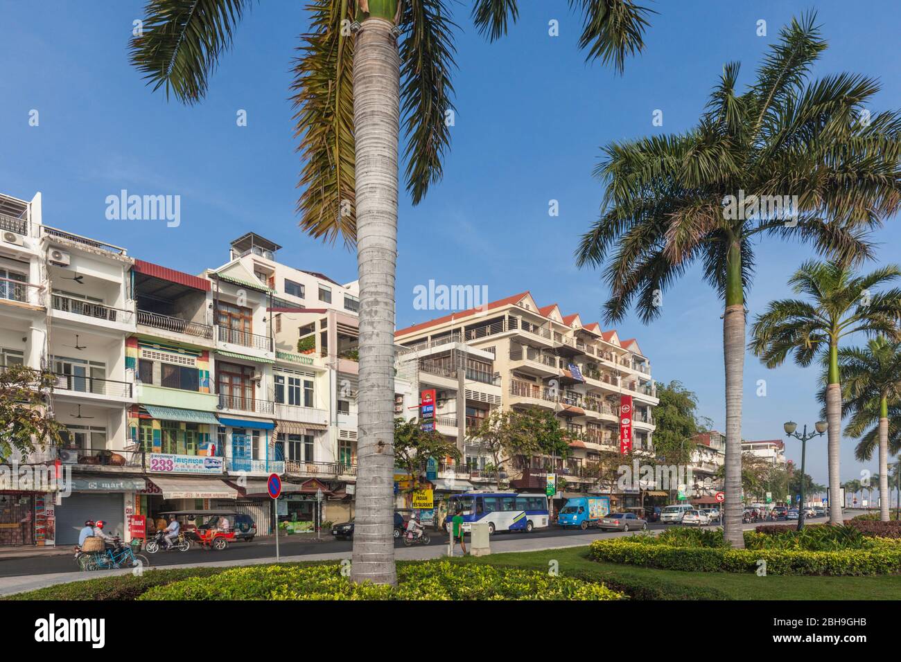 Cambodia, Phnom Penh, buildings along Sisowath Quay, morning Stock ...