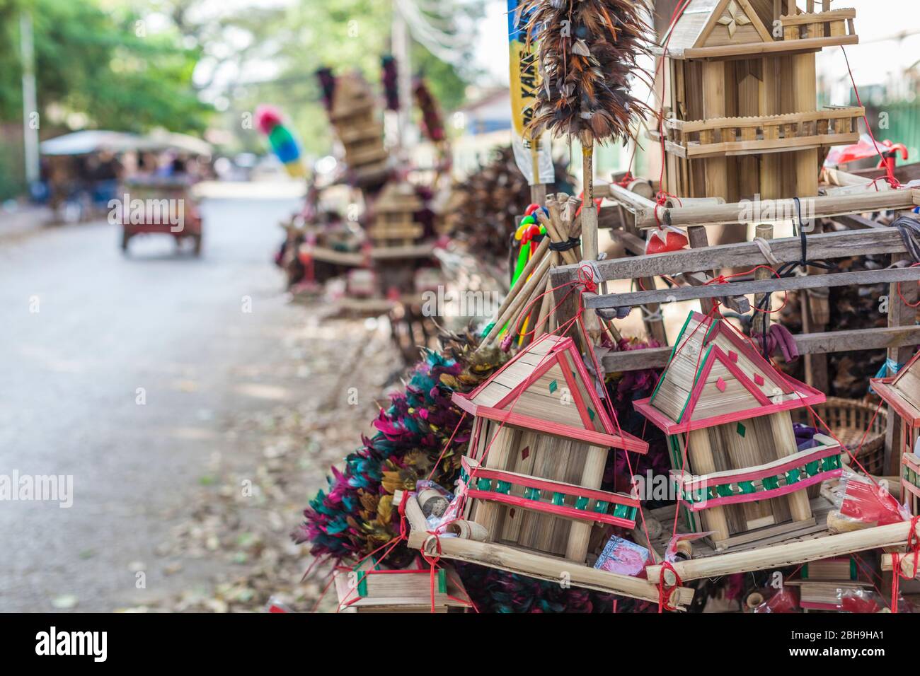 Cambodian crafts hi-res stock photography and images - Alamy