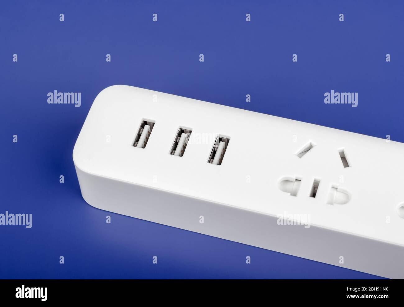 Electrical sockets hi-res stock photography and images - Alamy