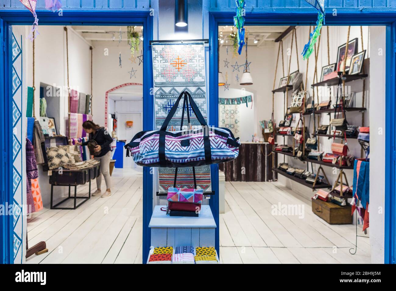 Laotian crafts hi-res stock photography and images - Alamy