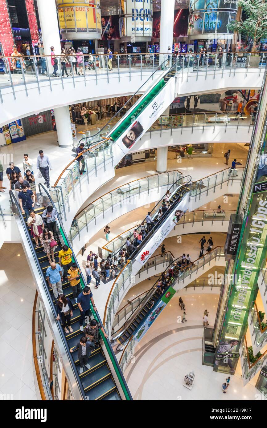 Thailand, Bangkok, Siam Square Area, Central World shopping mall ...