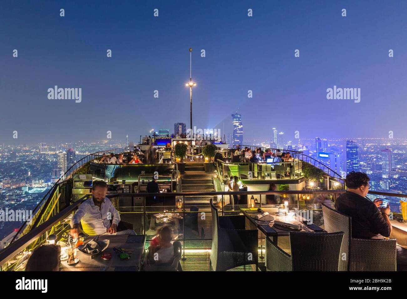 Thailand, Bangkok, Lumphini Area, Moon Bar atop the Banyan Tree Resort Hotel, dusk, no releases ...