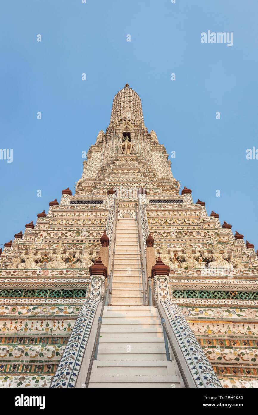 Thailand, Bangkok, Thonburi Area, Wat Arun, Temple of the Dawn, detail ...
