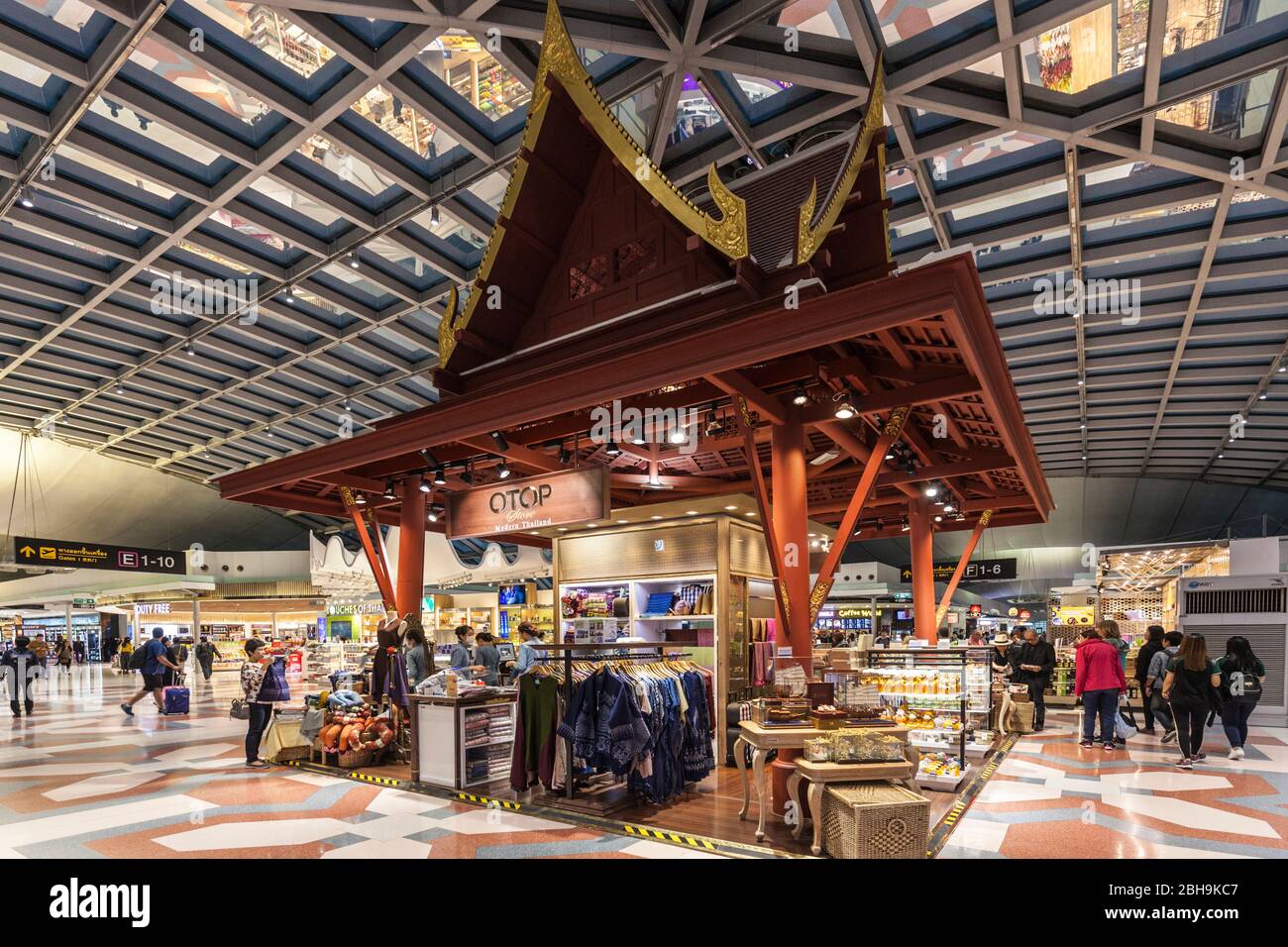 Thailand, Bangkok, Suvarnabhumi International Airport, BKK, interior ...