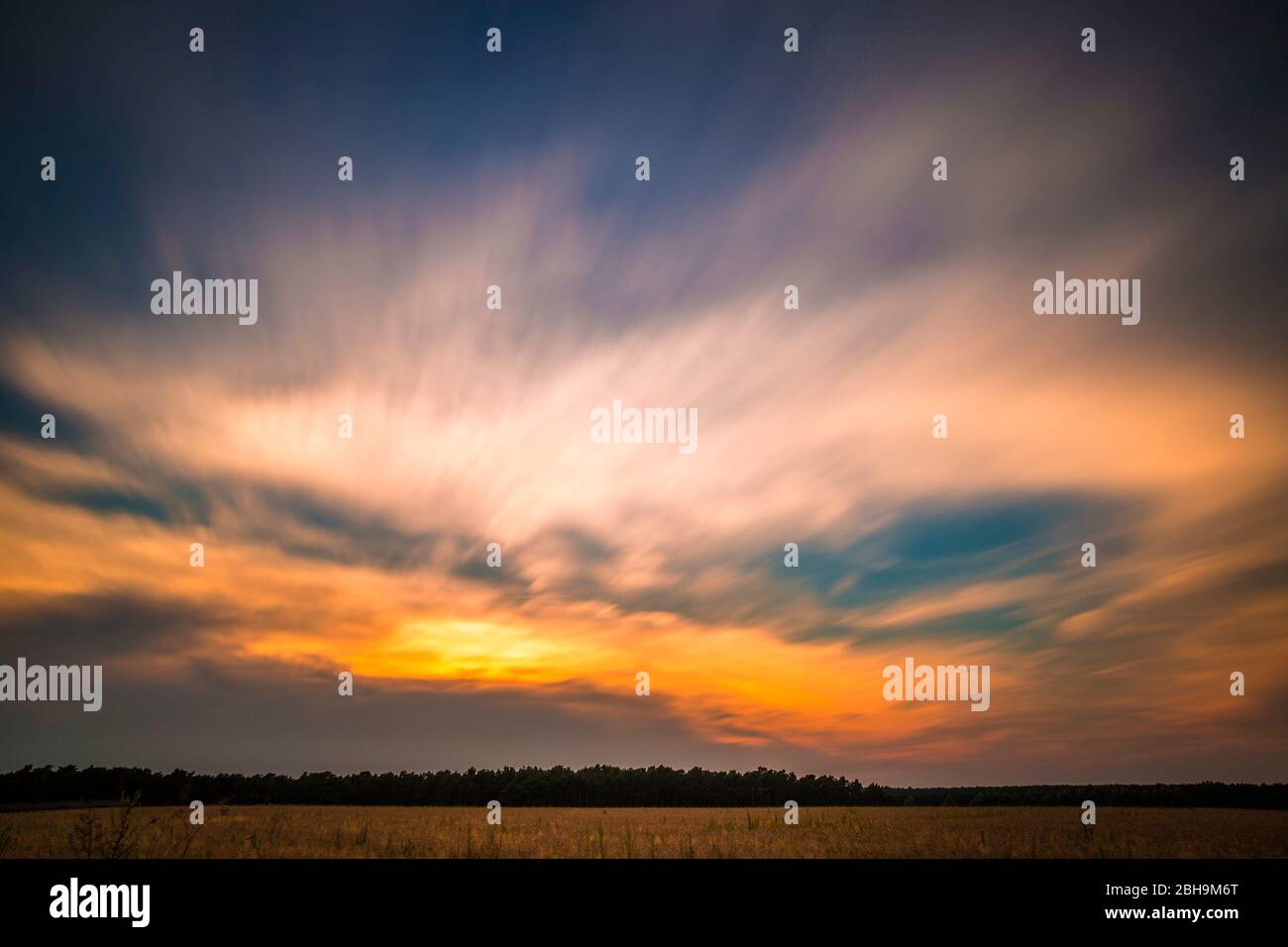 Field exposure hi-res stock photography and images - Alamy