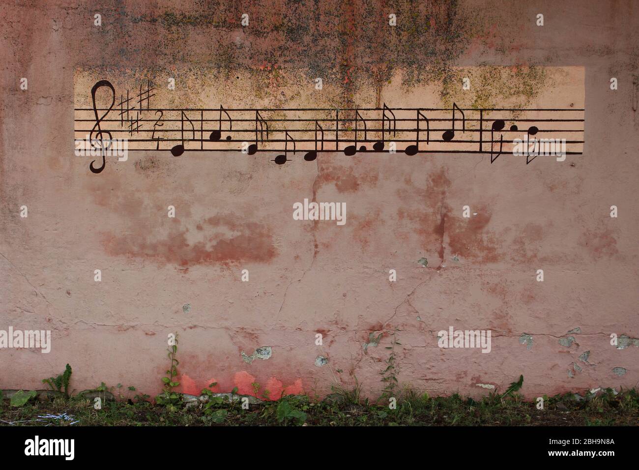 Wall, painted, notes Stock Photo - Alamy