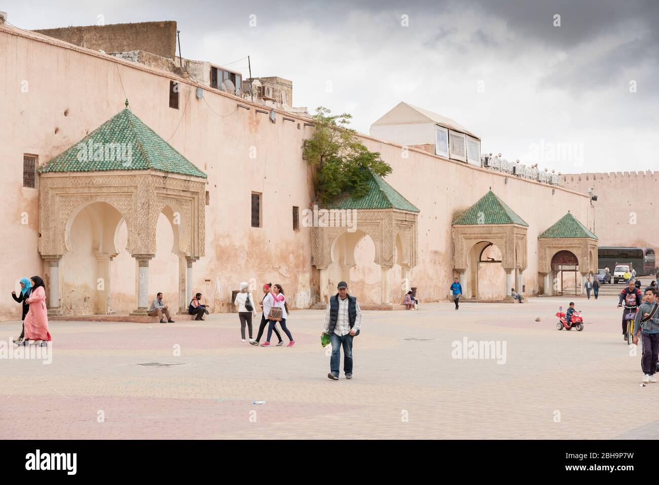 Meknes Square El Hedim Stock Photo - Alamy