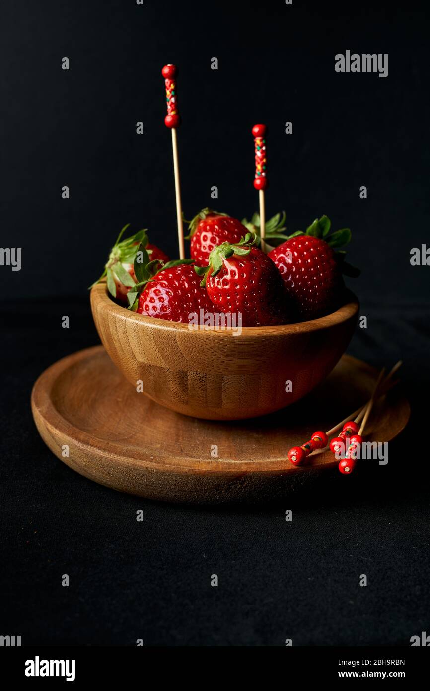 Inside bowl decorated hi-res stock photography and images - Alamy
