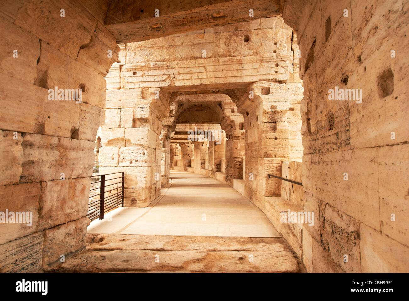 Amphitheater of arles hi-res stock photography and images - Alamy