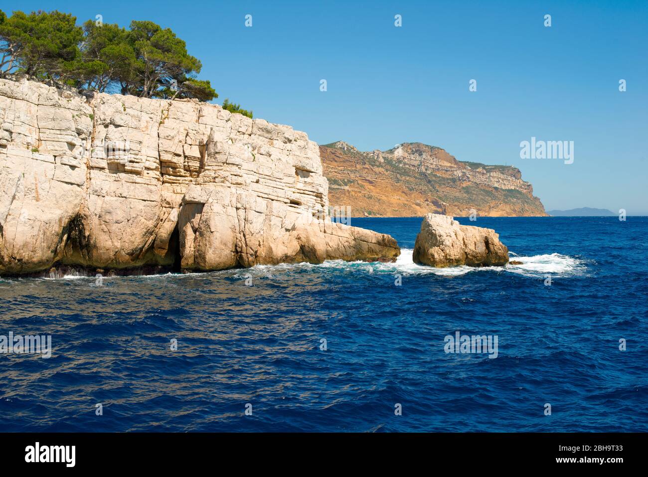 Coastal landscape between Cassis and Marseilles, Calanques Stock Photo ...