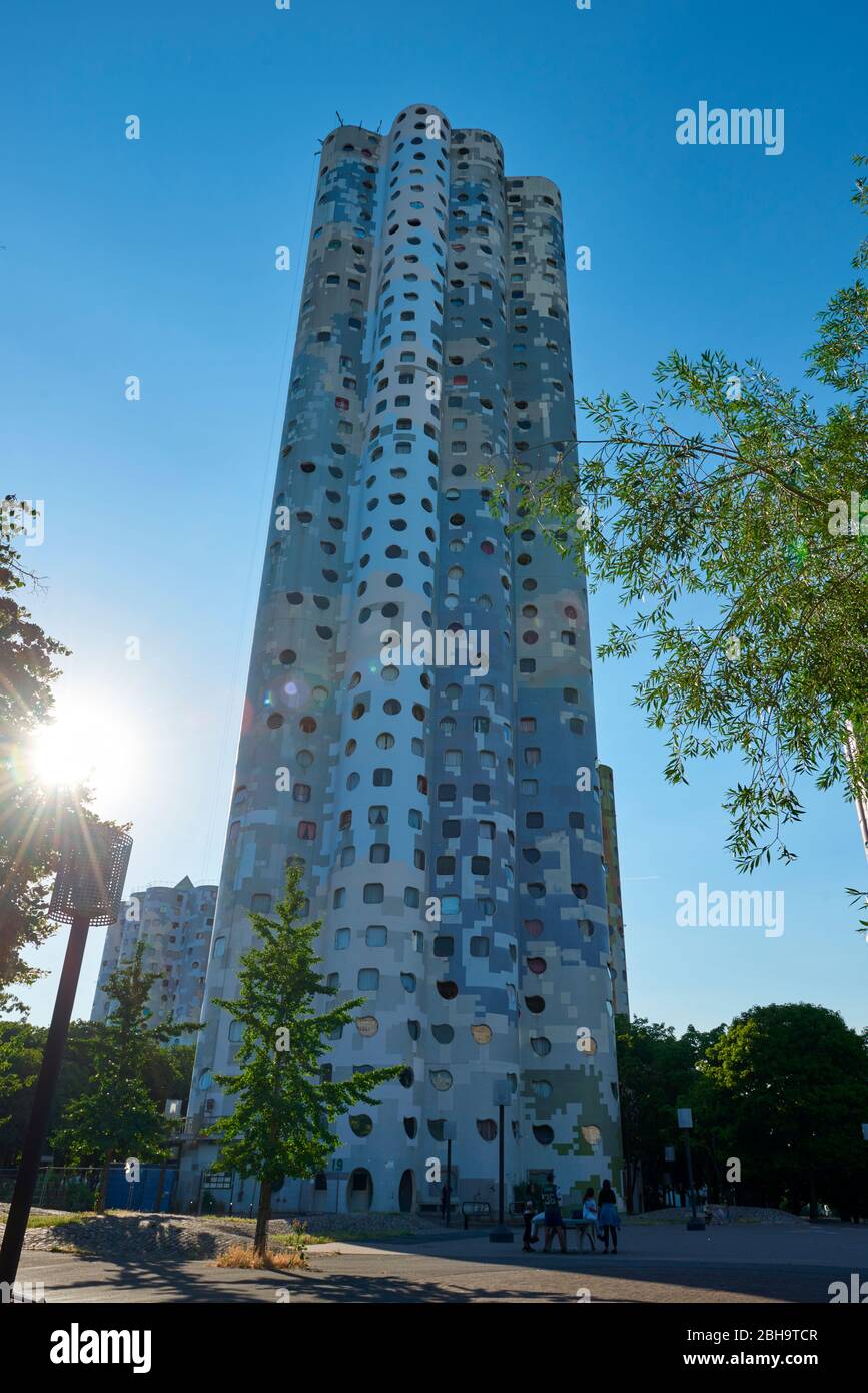 Tours Aillaud, Nanterre Paris France Stock Photo - Alamy