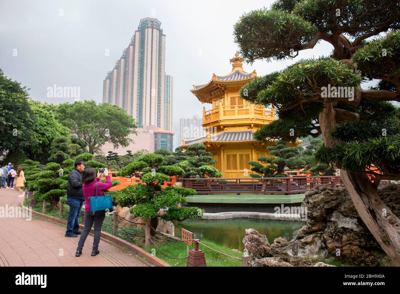 Absolute architecture hi-res stock photography and images - Alamy