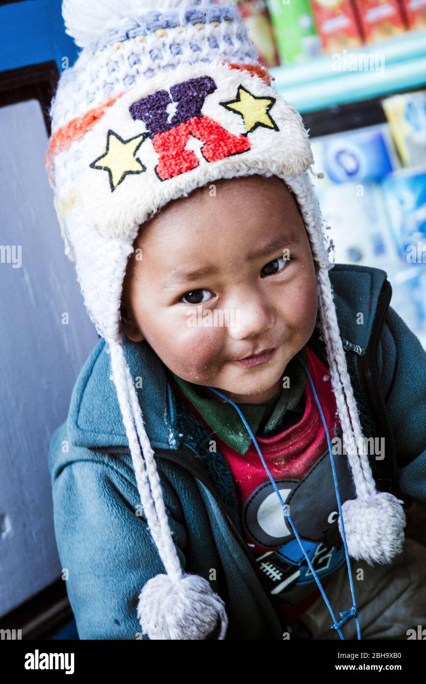 little boy with cap, half portrait Stock Photo - Alamy