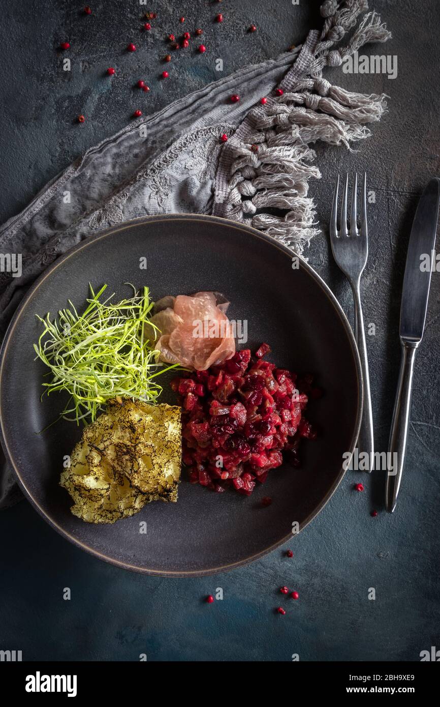 Tar tare hi-res stock photography and images - Alamy