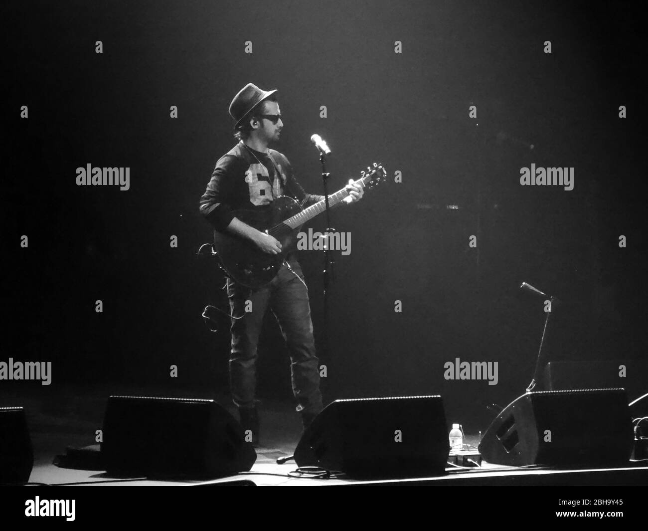 ATIF ASLAM CONCERT Stock Photo - Alamy