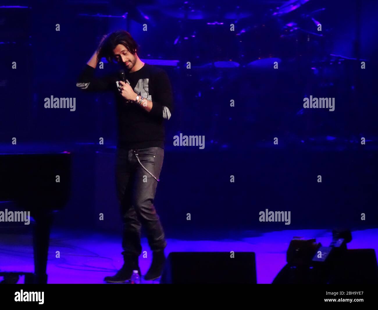 ATIF ASLAM CONCERT Stock Photo - Alamy