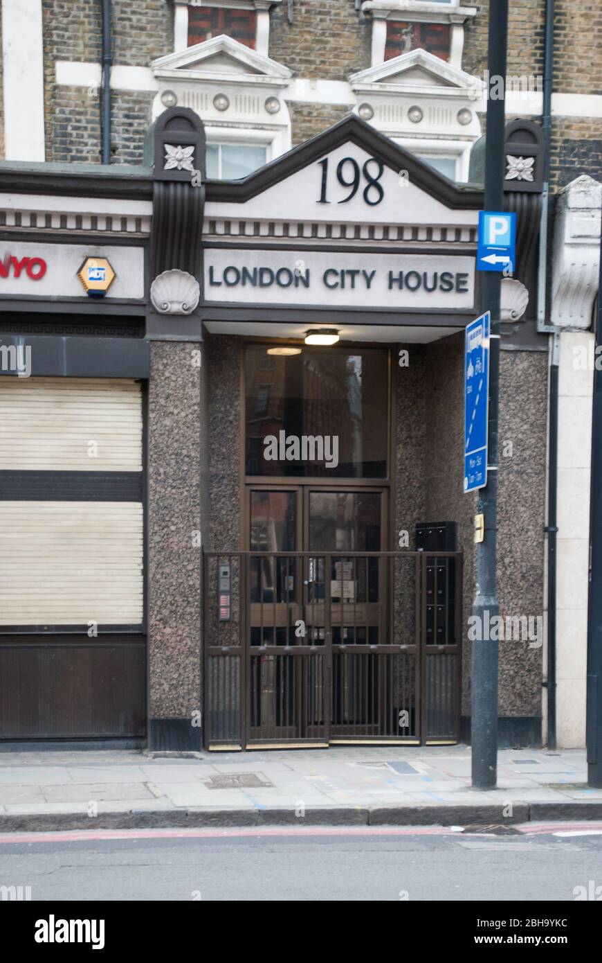 London City House, 198 City Road, London EC1V 2PH Stock Photo - Alamy