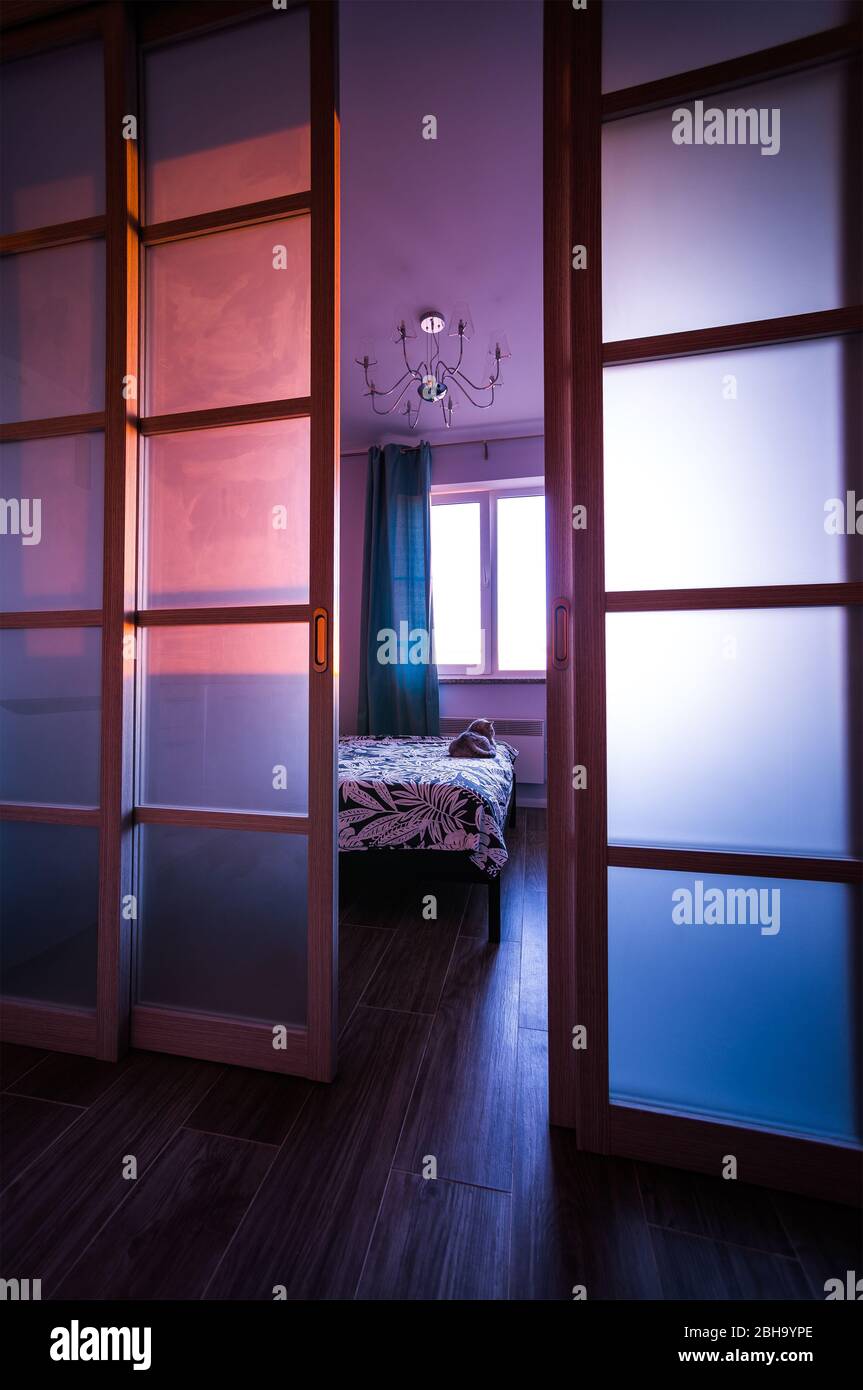Shaded room hi-res stock photography and images - Alamy