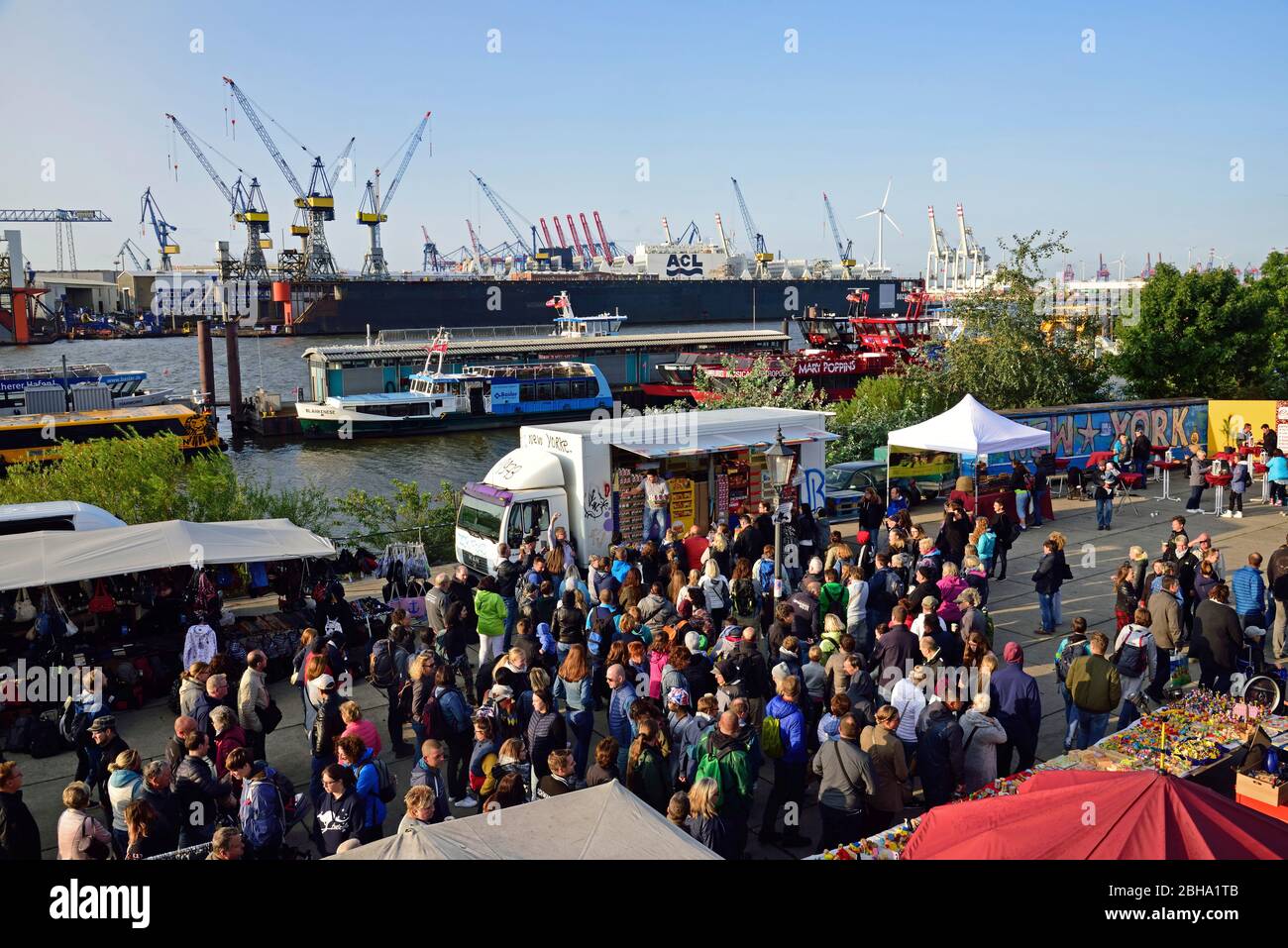 Sundays High Resolution Stock Photography and Images - Alamy