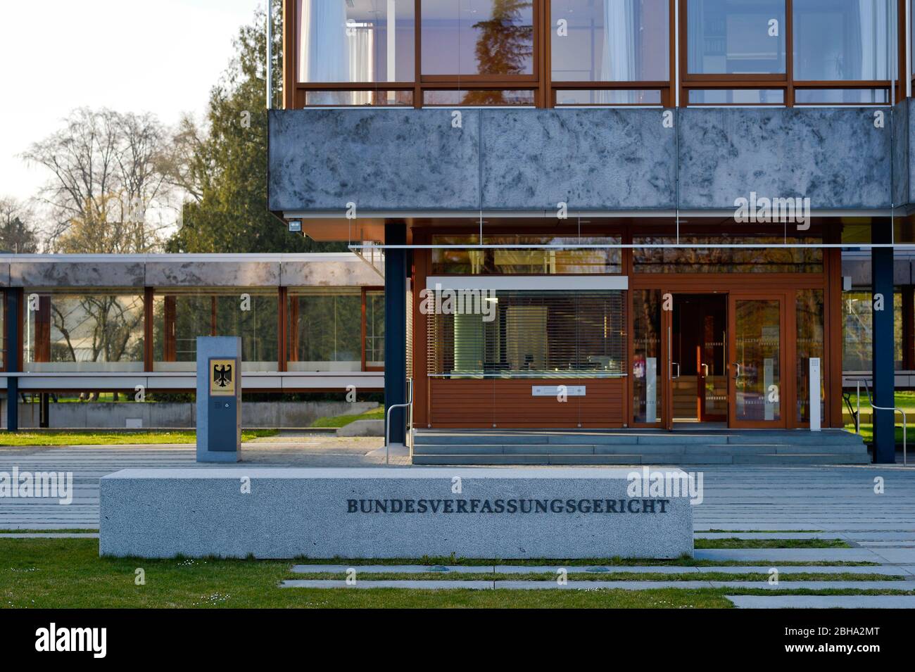 Federal courts hi-res stock photography and images - Alamy