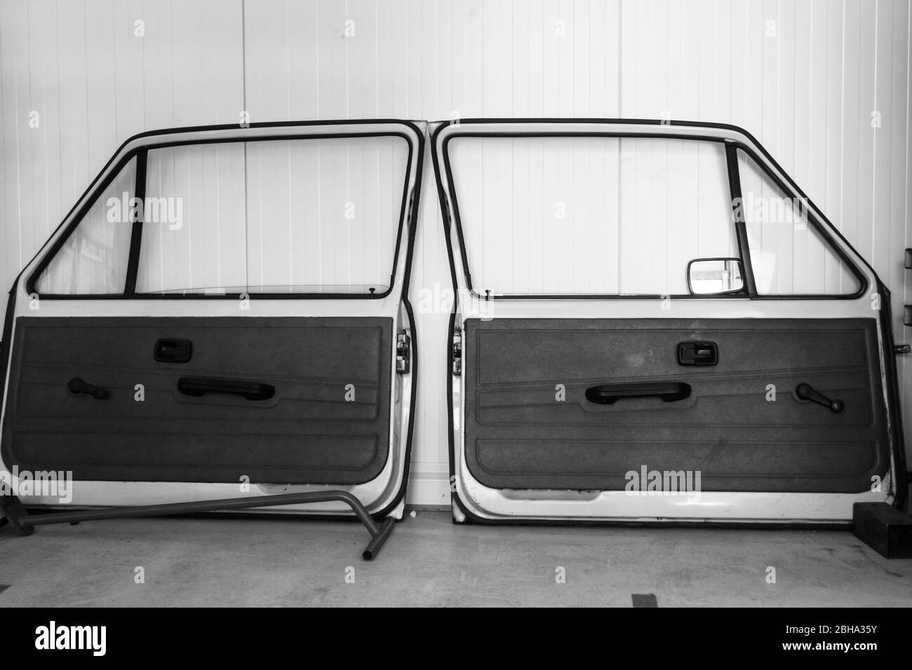 Dismantled view Black and White Stock Photos & Images - Alamy