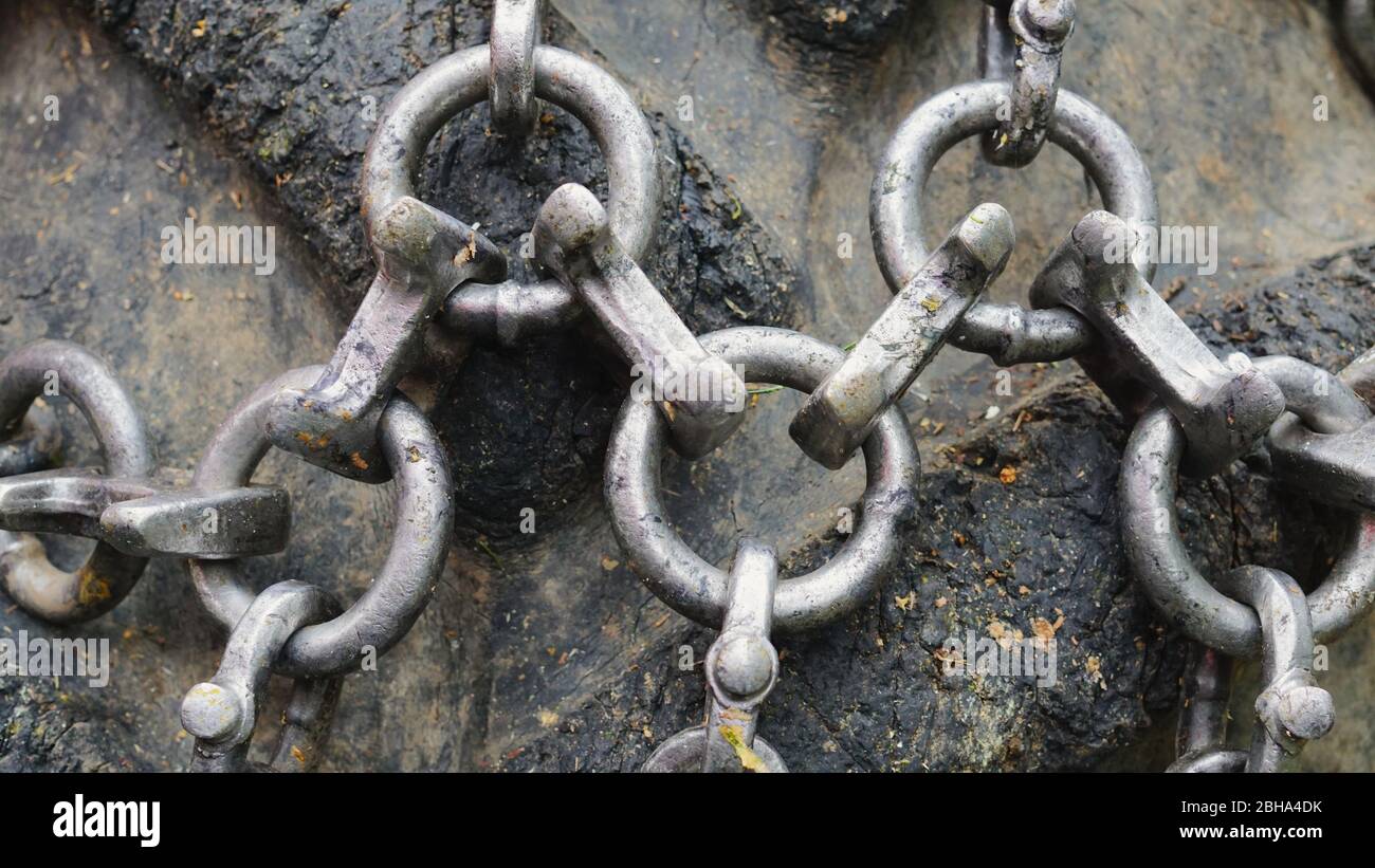 Tire chains hi-res stock photography and images - Alamy