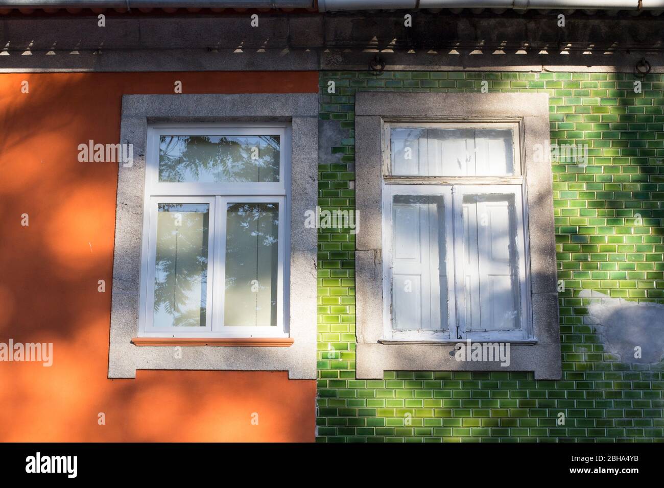 Partial border hi-res stock photography and images - Alamy