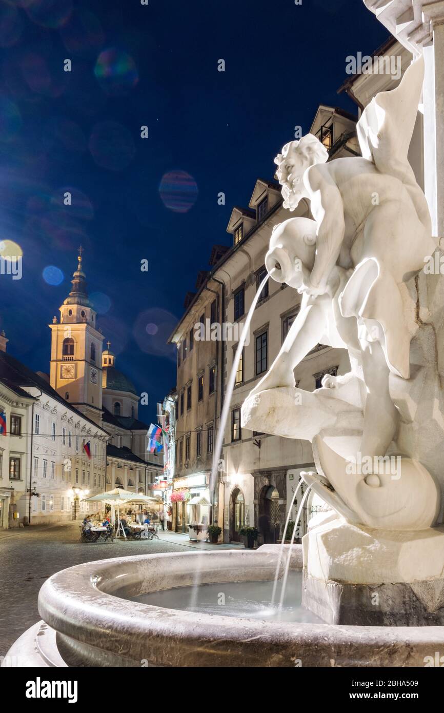 Robba fountain hi-res stock photography and images - Alamy